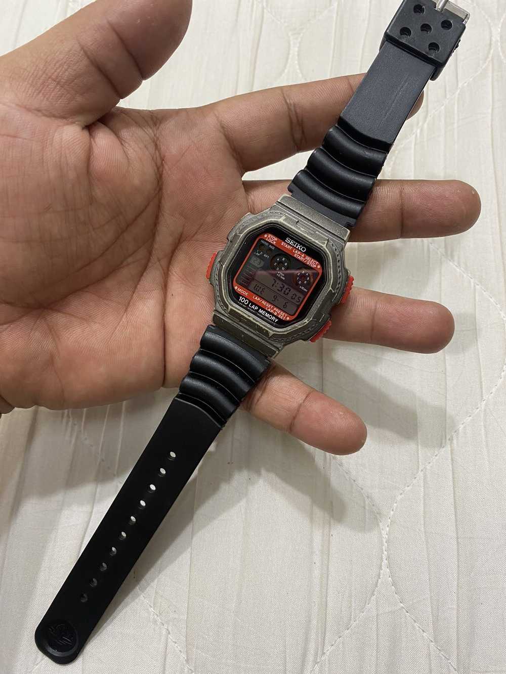 VINTAGE SEIKO DIGITAL W358-4A10 QUARTZ WATCH - Gem