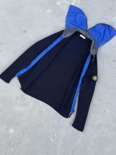 Stone island vintage hoodie - Gem Stone island vintage hoodie - Gem