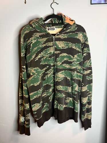 A bathing ape tiger - Gem A bathing ape tiger - Gem