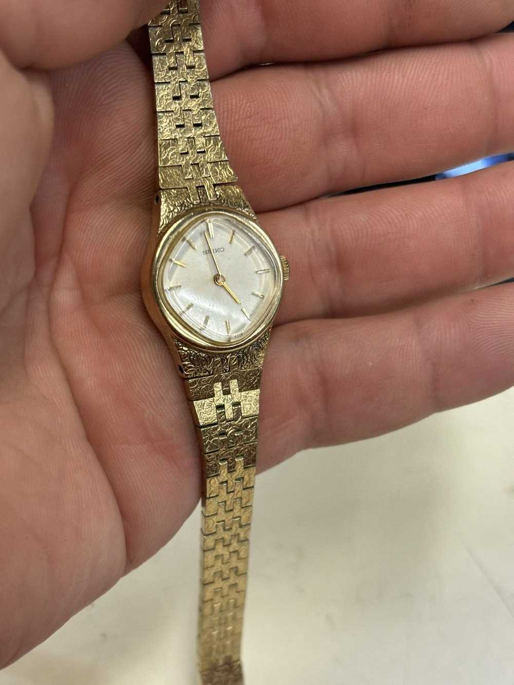 Seiko Rare Vintage Seiko 11-8329 Gold Tone Women’s Wa… - Gem