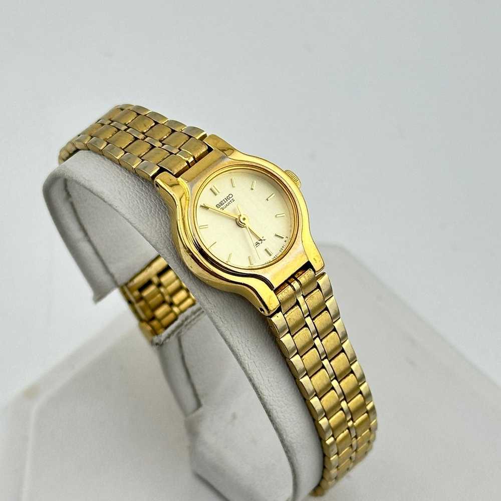 Vintage Seiko Gold Tone Ladies 18mm Quartz Wristwatch… - Gem