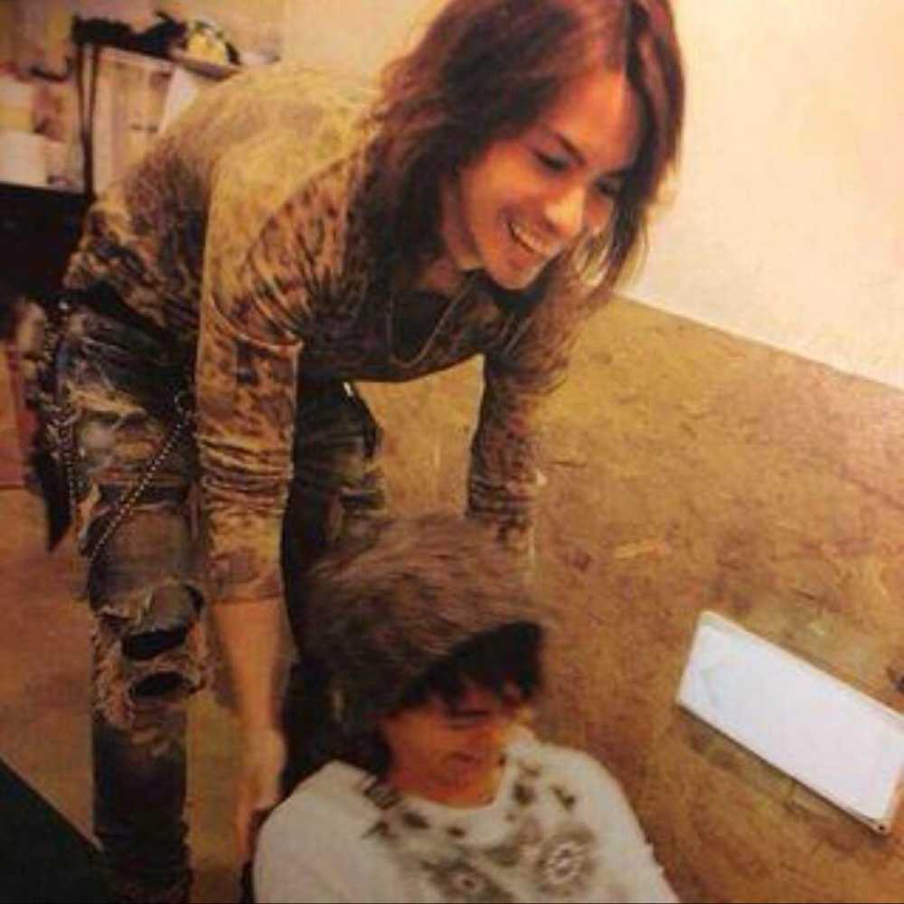 Hyde-inspired Roen leopard print cut-and-sew knit. - Gem