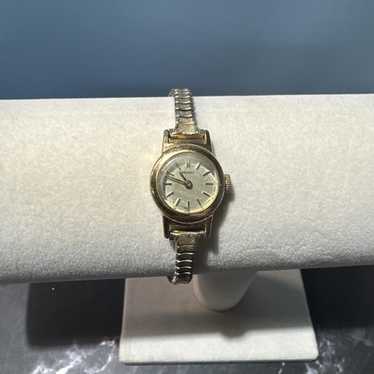 Vintage Women’s Seiko Mechanical. Works Great. Rare. … - Gem